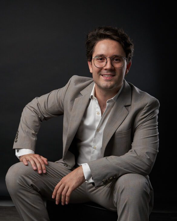 7 Errores en Poses Perfil Profesional Hombres